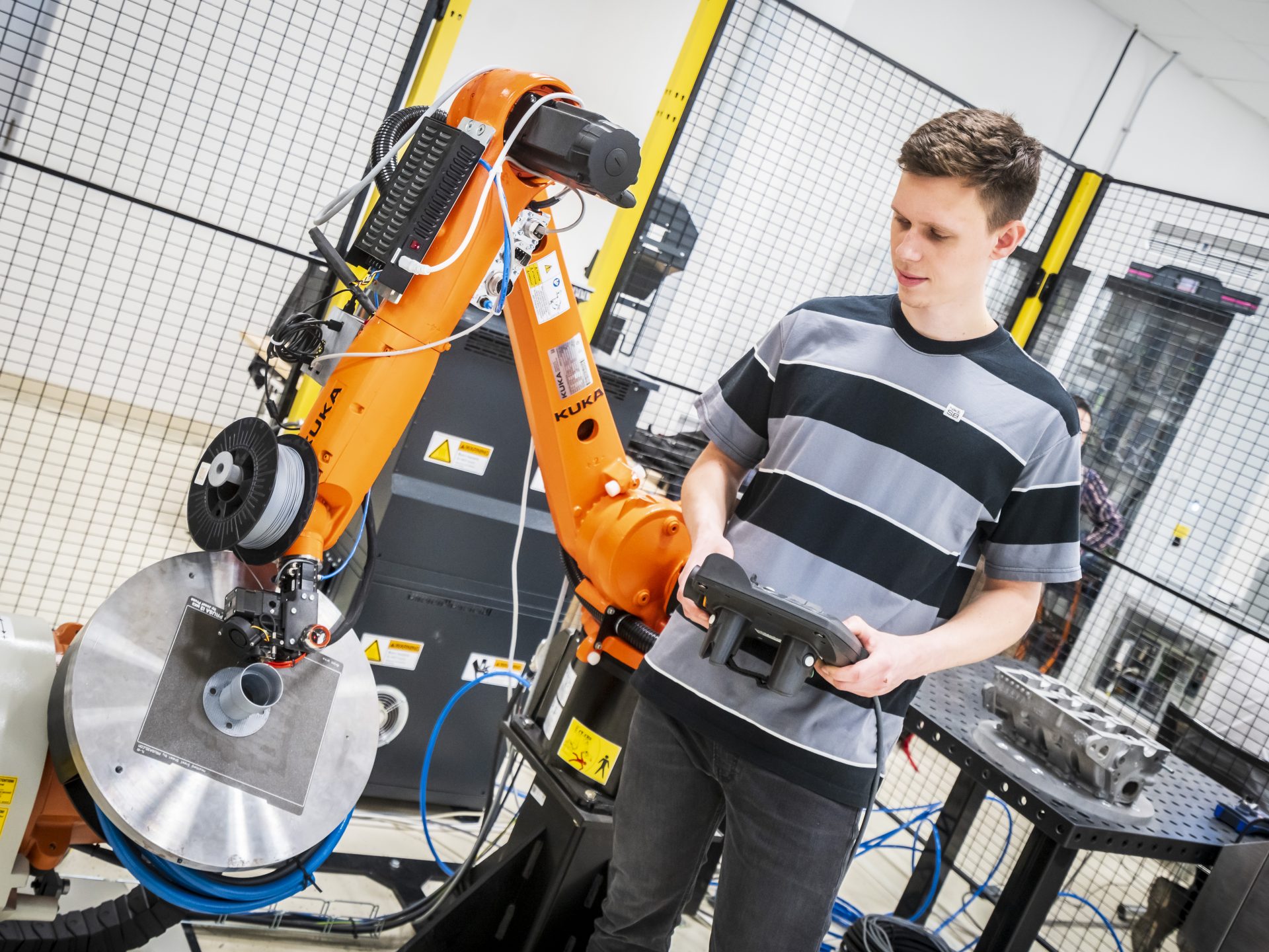 Additive manufacturing services - AI Matters